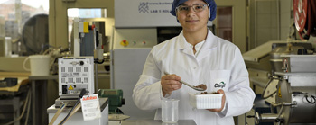 Food safety in cocoa and chocolate | Cargill Cocoa & Chocolate | Cargill
