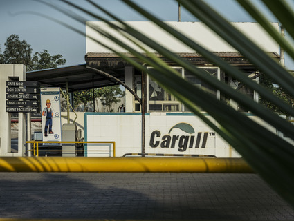 Mitigating climate change through sustainable practices in agro-food ...